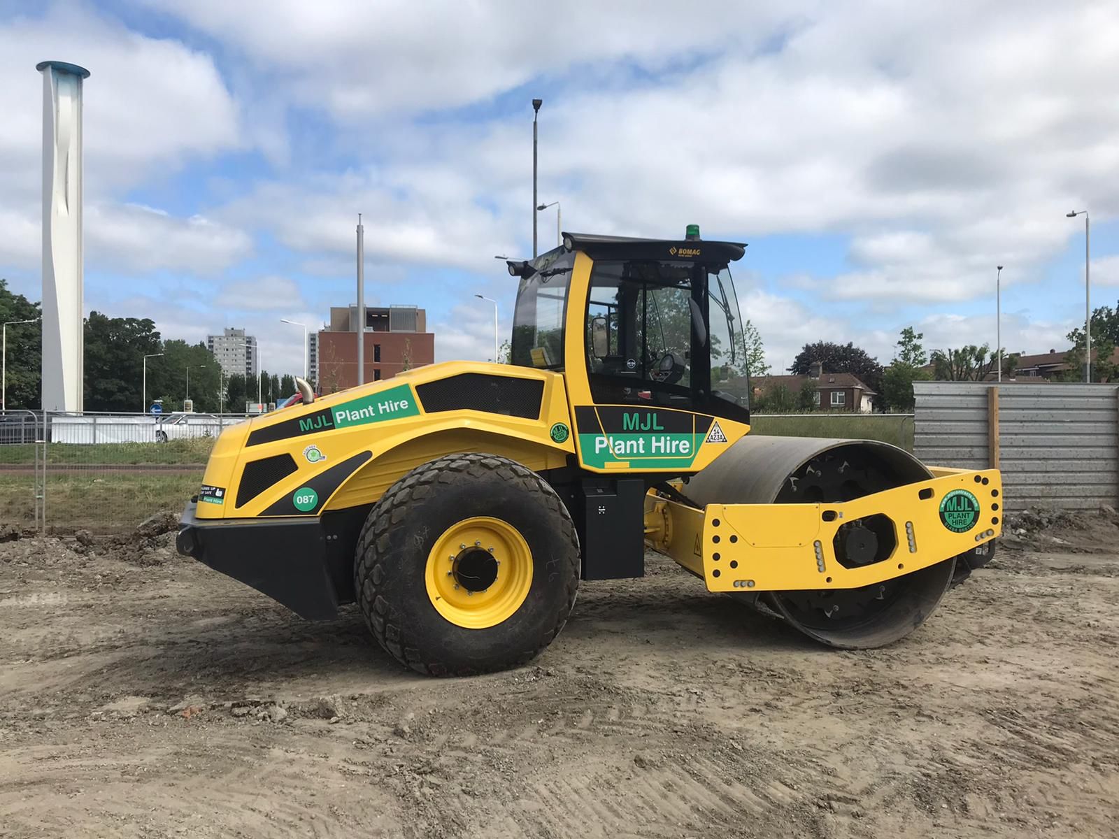 13 Ton Roller - MJL Contracts Ltd